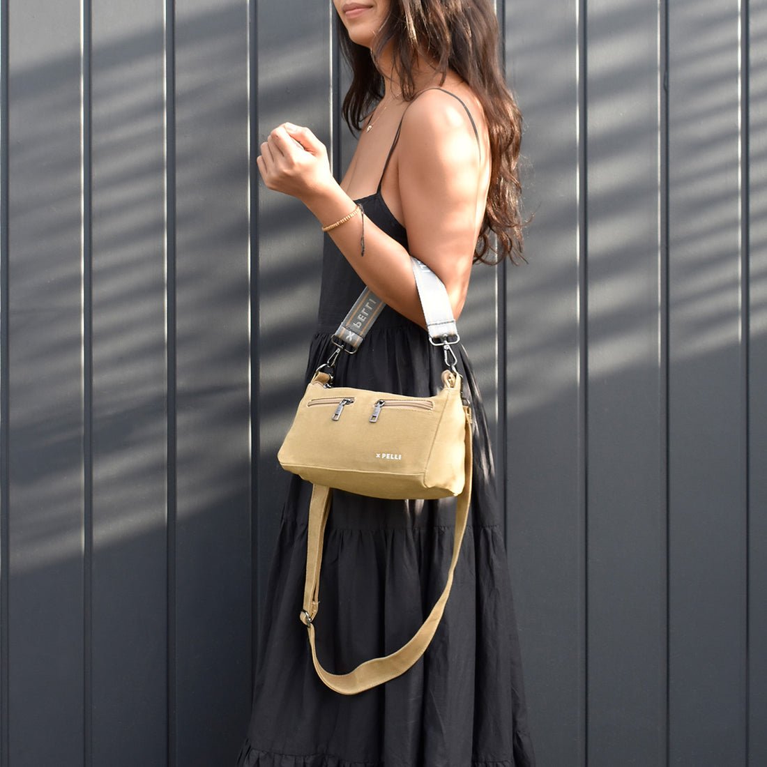 Waxed Canvas Tan Crossbody Bag I Casual Handbags Australia I Pelli Bags